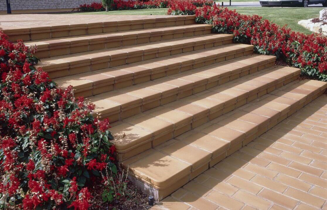 2 Tipos de Escaleras Modernas para Casas - Gres Aragón