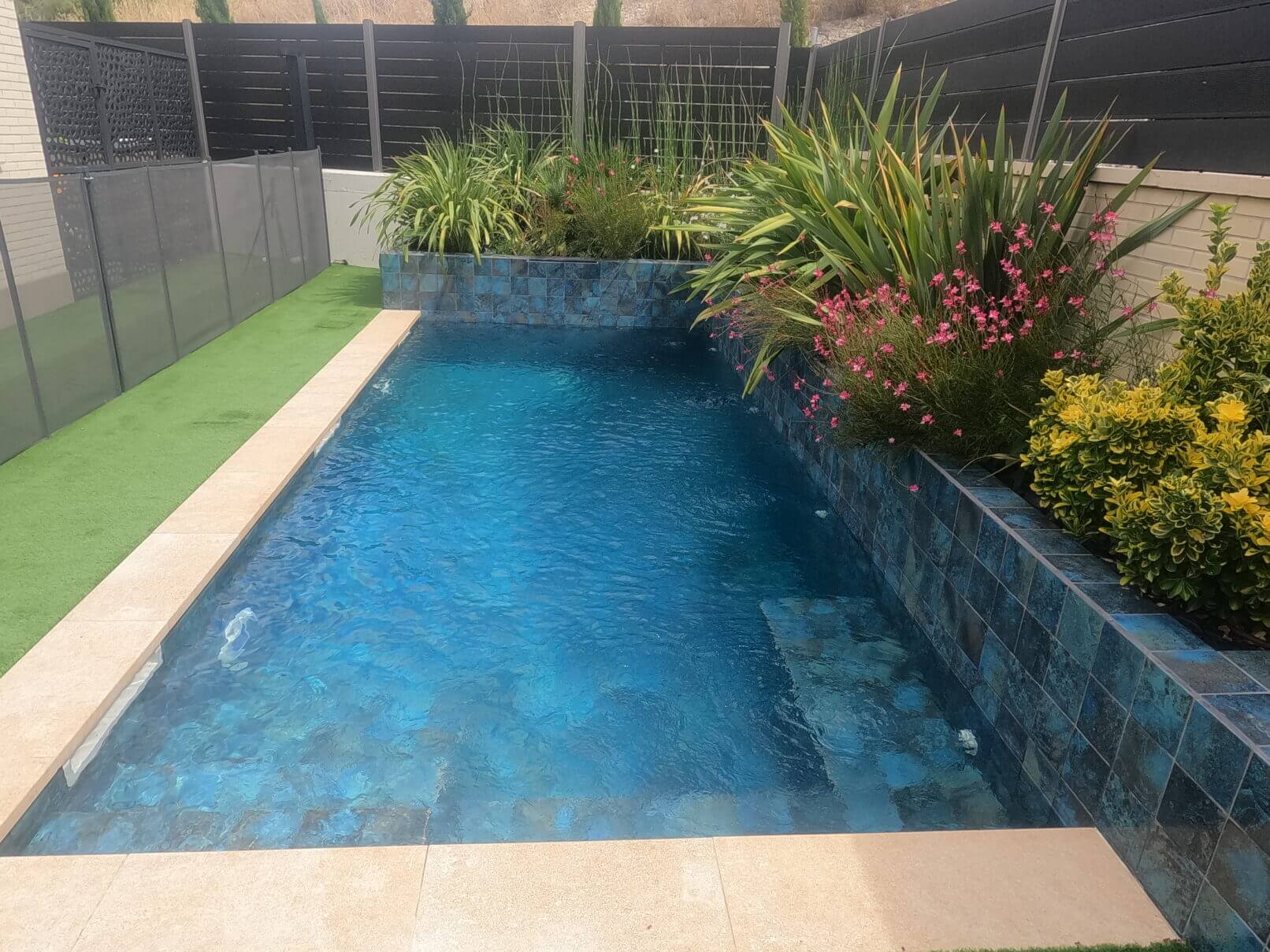 8 ideas for small charming pools - Gres Aragón